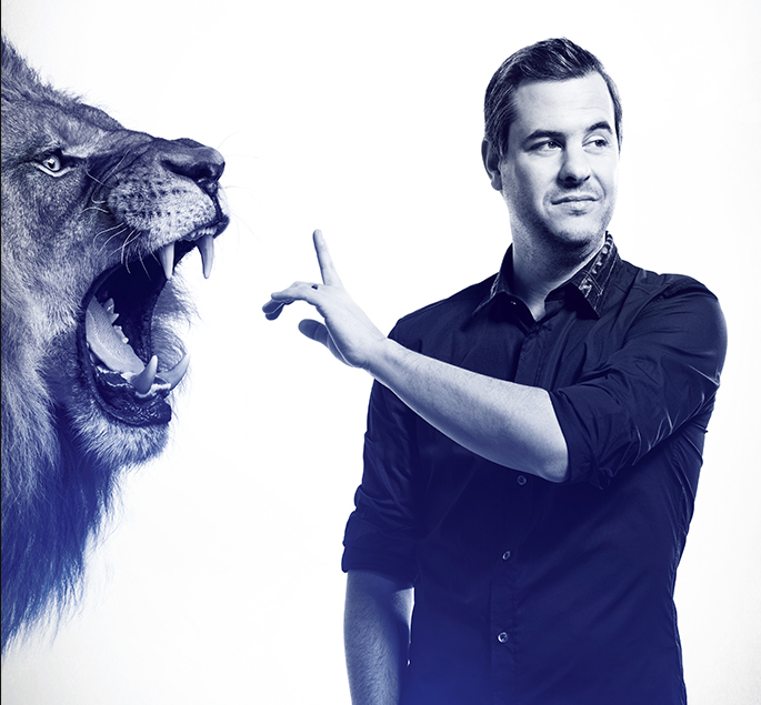 Pierre Hébert incite les spectateurs à quitter le confort de leurs ...