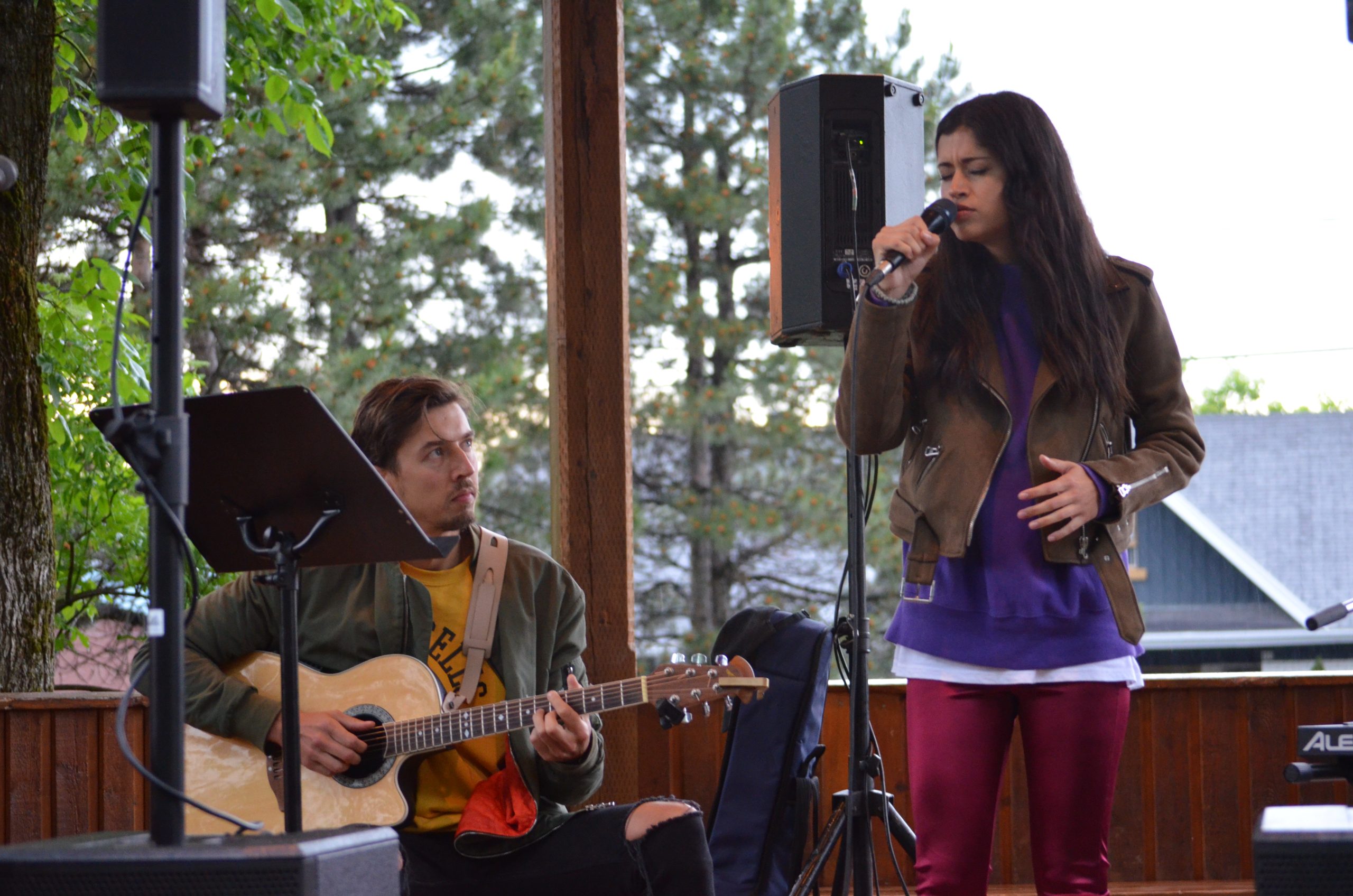 Chloé Doyon continuera à vivre de sa voix et par la musique - L ...