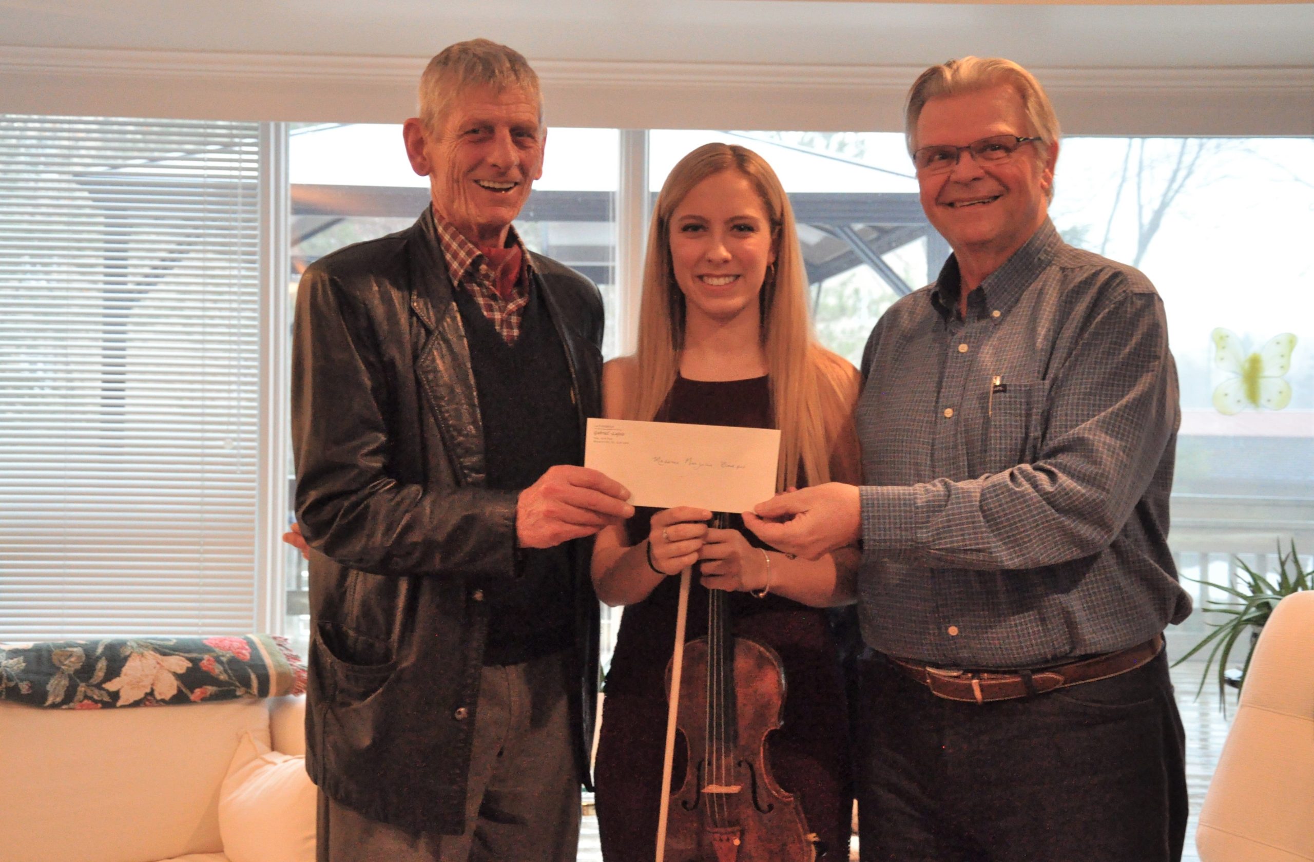 Une bourse de 500 $ pour Marjorie Bourque - L’Éclaireur Progrès