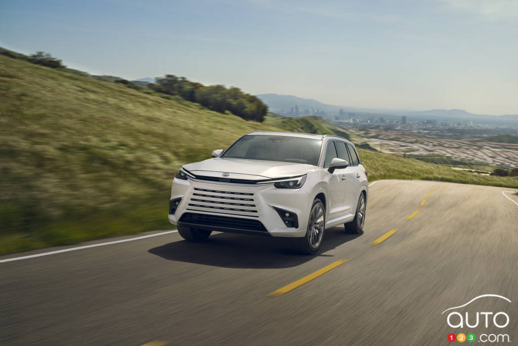 Lexus TX 2024 : Lexus introduit un nouveau VUS à trois rangées - L ...